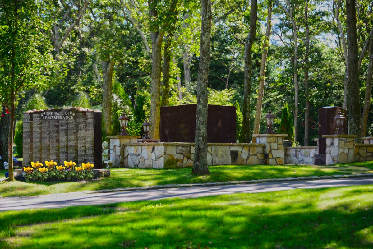 Regency Forest Park - Final Gift Pet Memorial Center | Pet Cremation | Connecticut | Maine ...